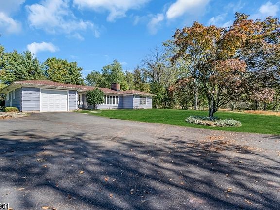 139 Grayson Dr, Belle Mead, NJ 08502 | MLS #3869540 | Zillow