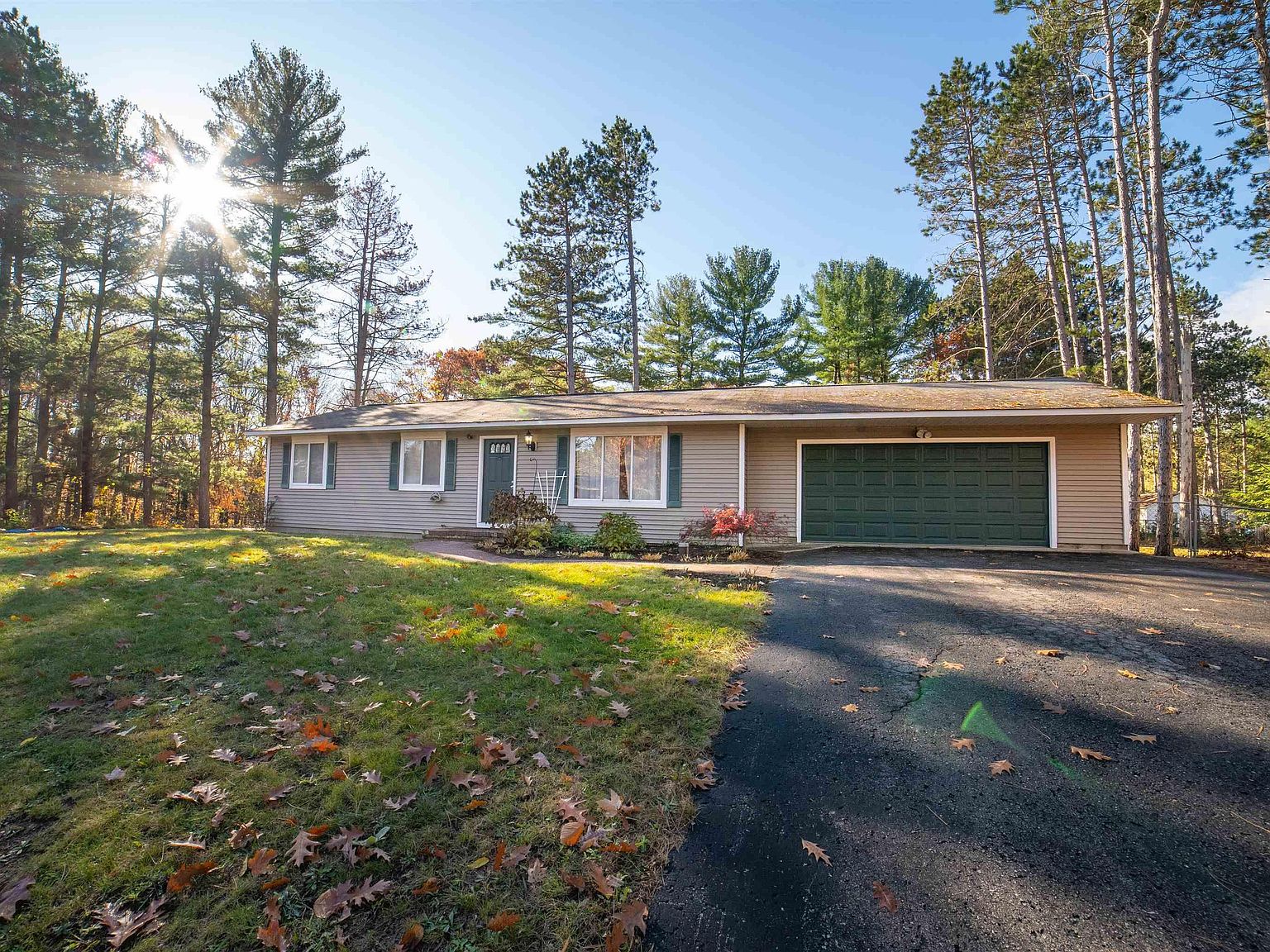7375 Pinewood Ct, Traverse City, MI 49685 | Zillow
