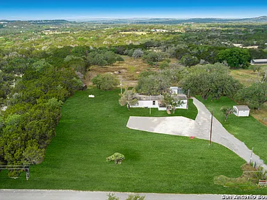 200 Spring Rd Pipe Creek TX | Zillow