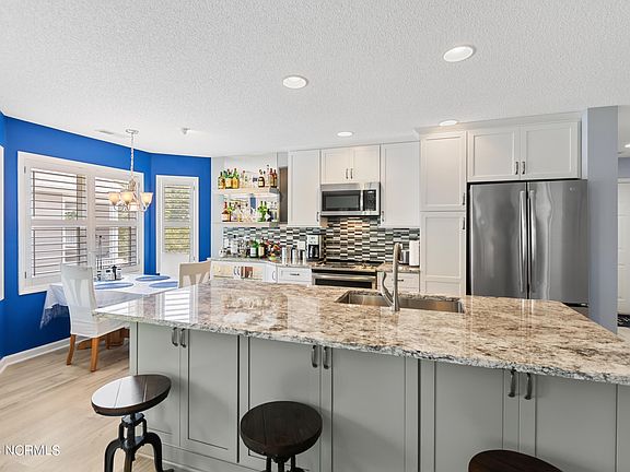 3030 Marsh Winds Circle UNIT 806, Southport, NC 28461 | MLS #100392643 ...