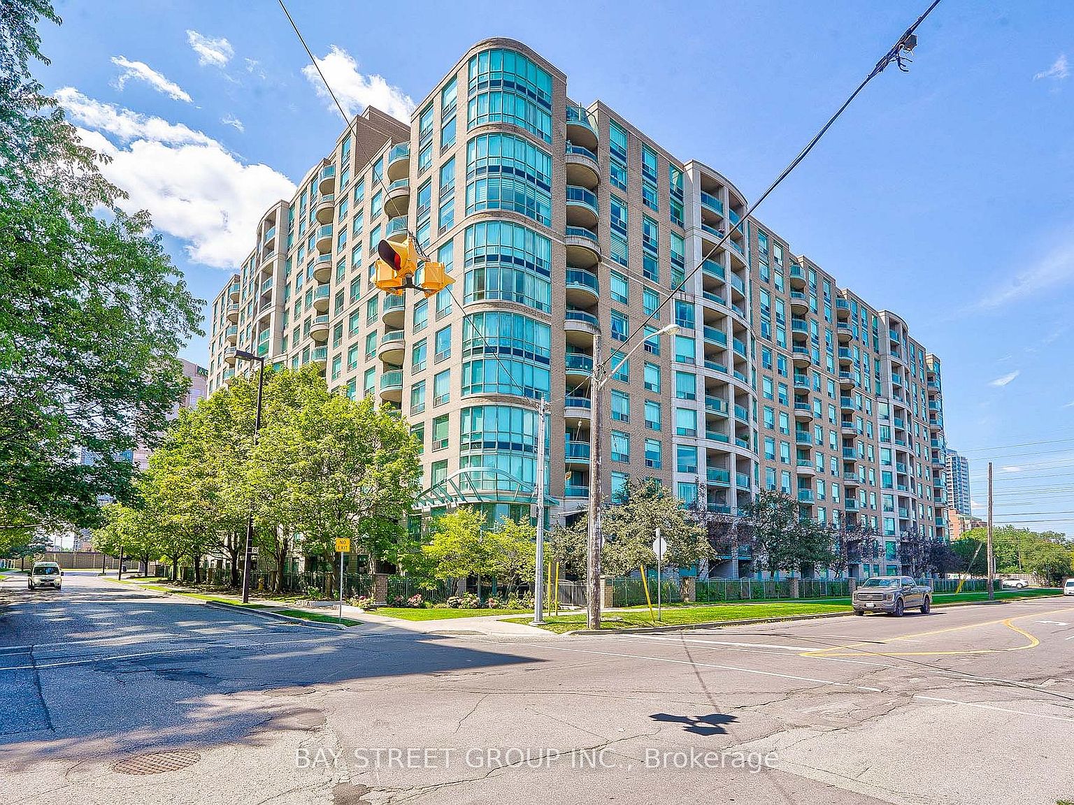 18 Pemberton Ave #106, Toronto, ON M2M 4K9 | MLS #C6765282 | Zillow