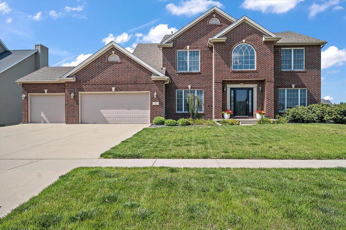 12 Deerfield Ct, Bloomington, IL 61705 | Zillow
