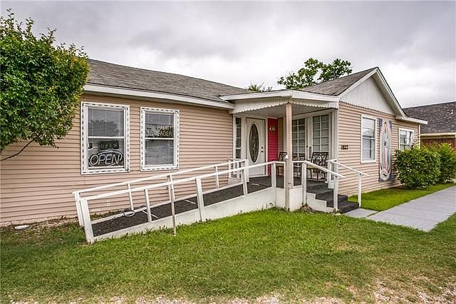 10022 Lake June Rd, Dallas, TX 75217 | Zillow