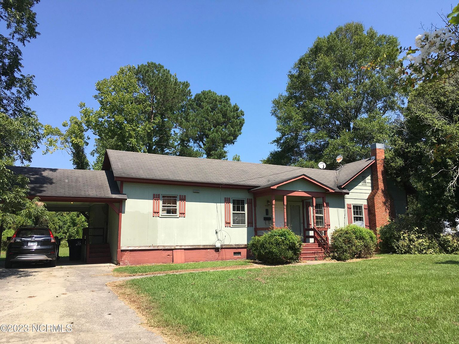402 Warren Street, Williamston, NC 27892 | Zillow