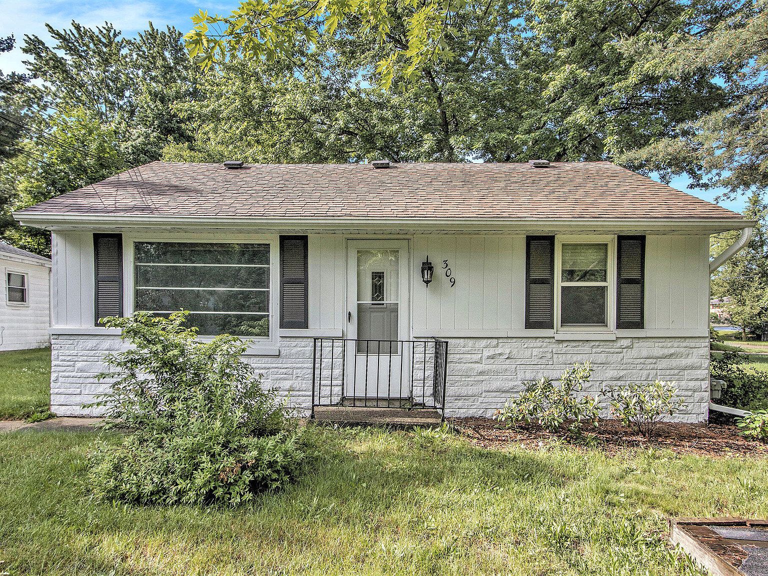 309 W Van Hoesen Blvd, Portage, MI 49024 | Zillow