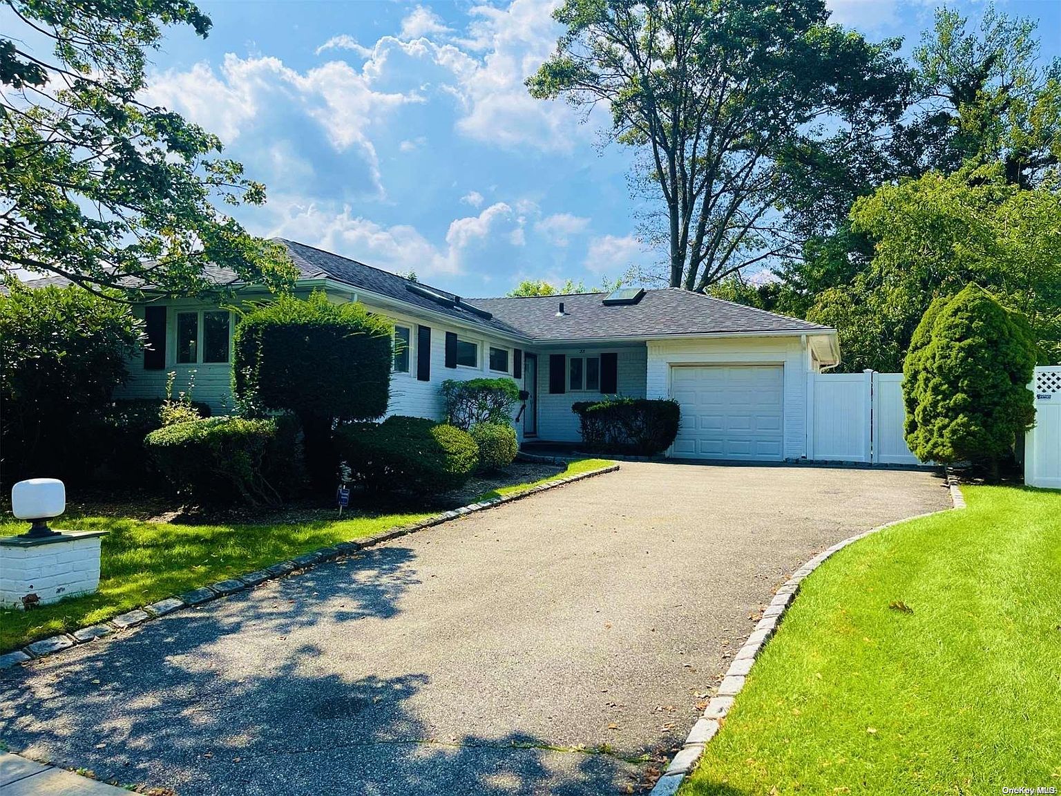 28 Kenneth Street, Plainview, NY 11803 | Zillow