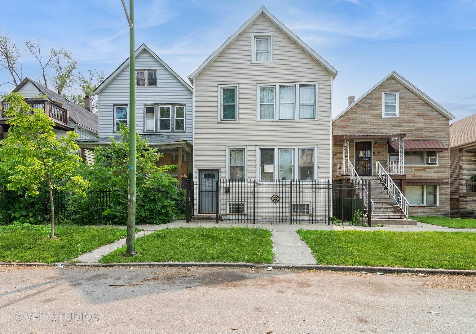 8533 S Muskegon Ave, Chicago, IL 60617 | MLS #12368763 | Zillow
