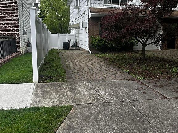1084 Carlton Blvd, Staten Island, NY 10312 | MLS #2402749 | Zillow