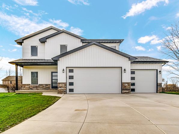 Sumava Resorts Lake Village Real Estate - Sumava Resorts Lake Village ...