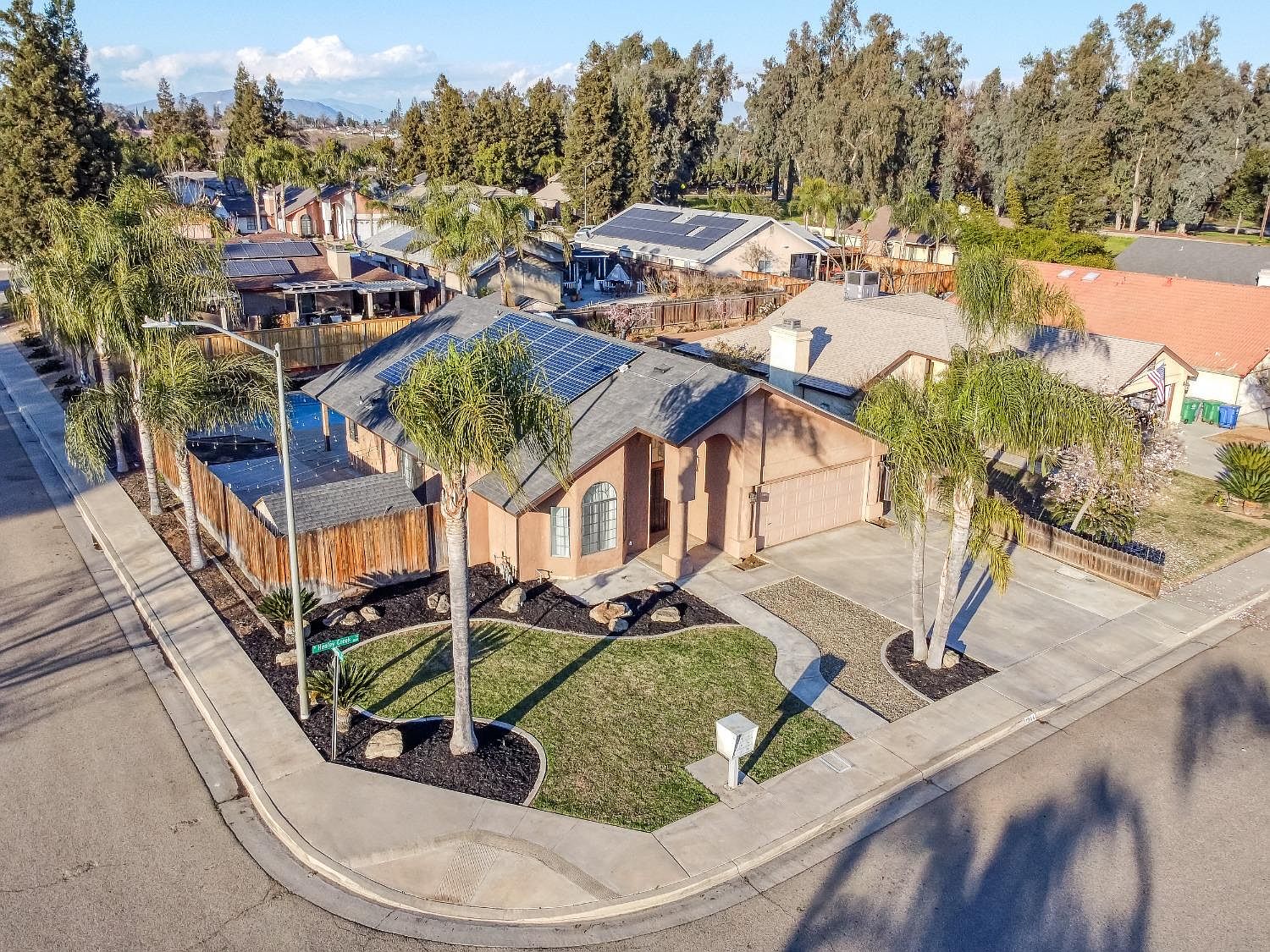 1344 W Henley Creek Rd, Reedley, CA 93654 | Zillow