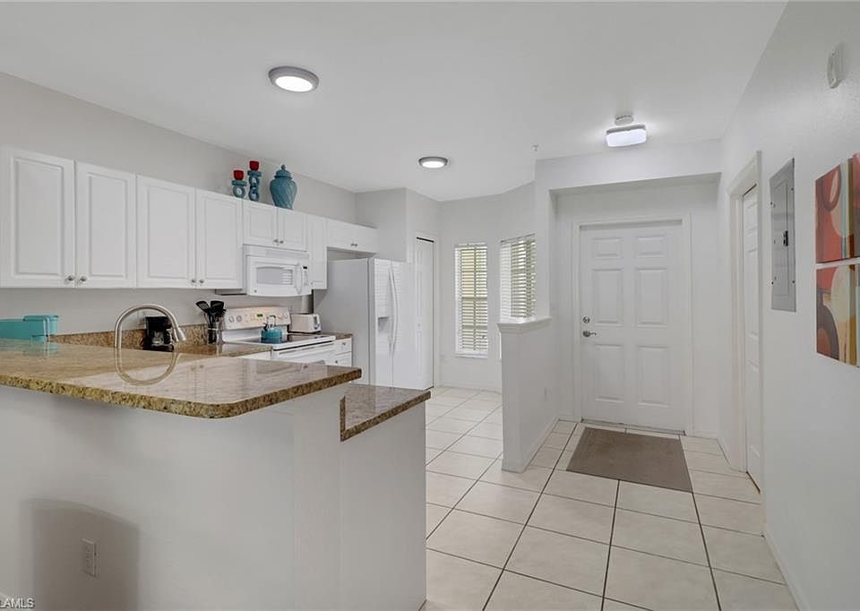 9175 Celeste Dr Naples FL | Zillow