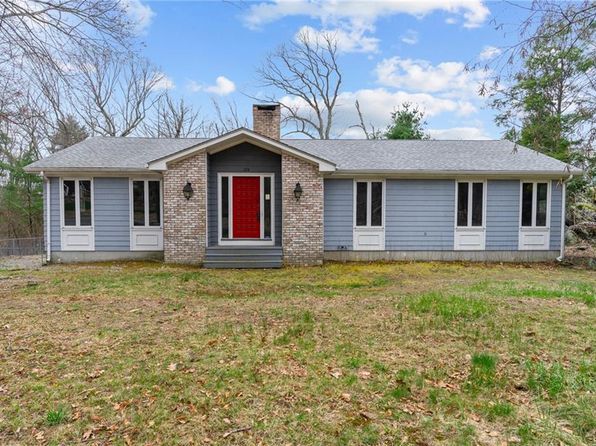 Smithfield RI Real Estate - Smithfield RI Homes For Sale | Zillow