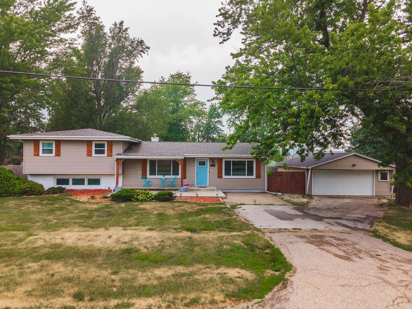 104 N Division St, Stanford, IL 61774 | Zillow