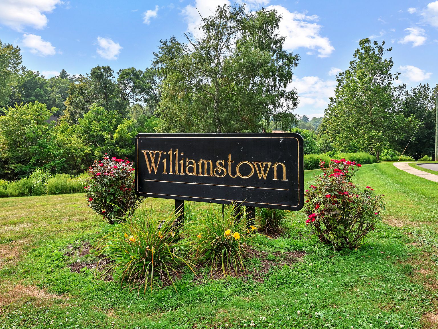 218 Williamstown Court #218, Newington, CT 06111 | Zillow