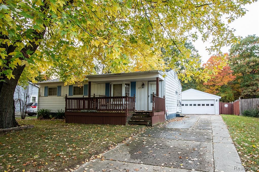 317 Orchard St, Montrose, MI 48457 | Zillow