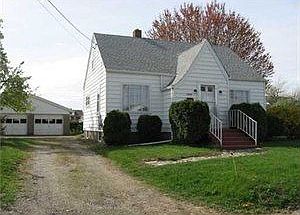 1019 Hayes St, Erie, PA 16504 | Zillow