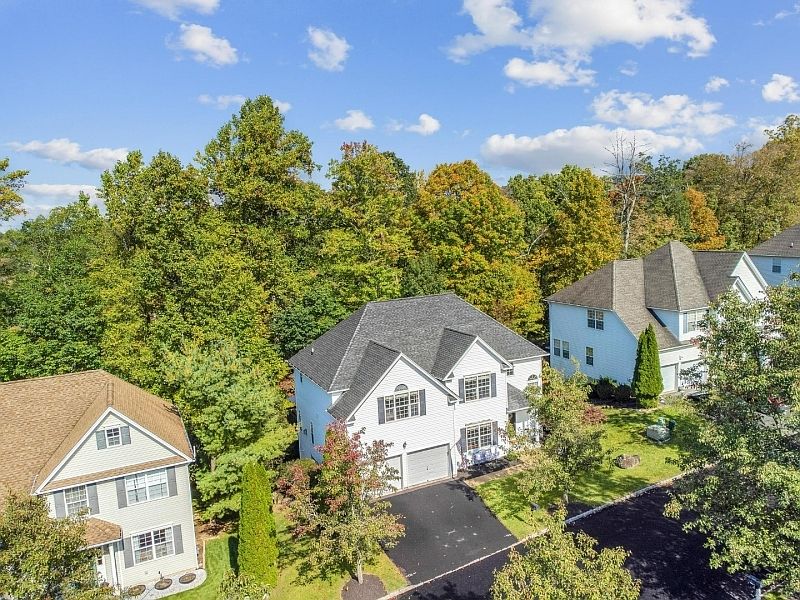 6 Butternut Ct, Hackettstown, NJ 07840 | MLS #3869209 | Zillow