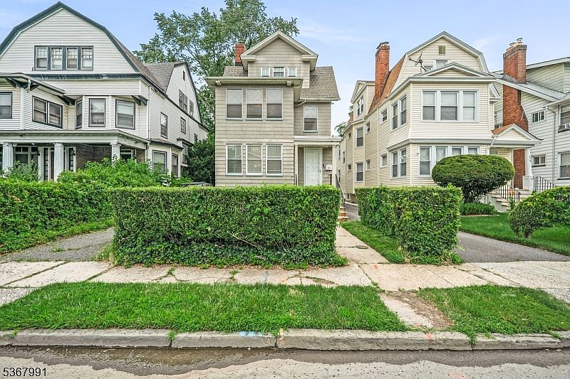 281 S Burnett St, East Orange, NJ 07018 | Zillow