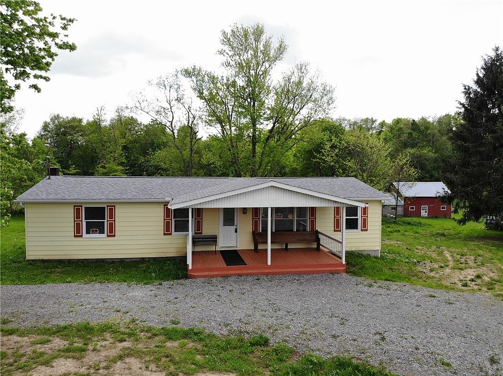 256 Holmes Rd, Mercer, PA 16137 | Zillow