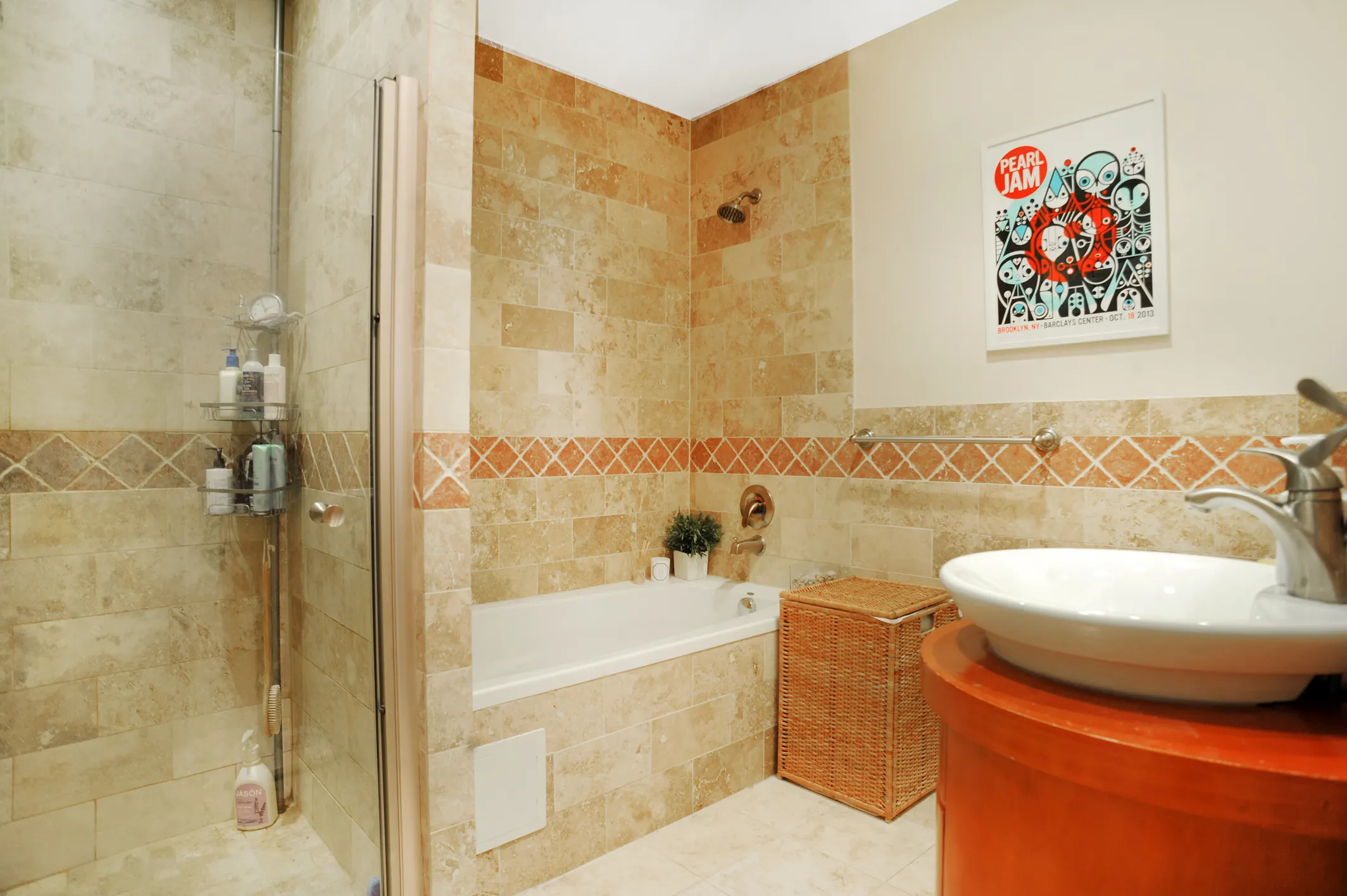 137 Java Street #2B in Greenpoint, Brooklyn | StreetEasy