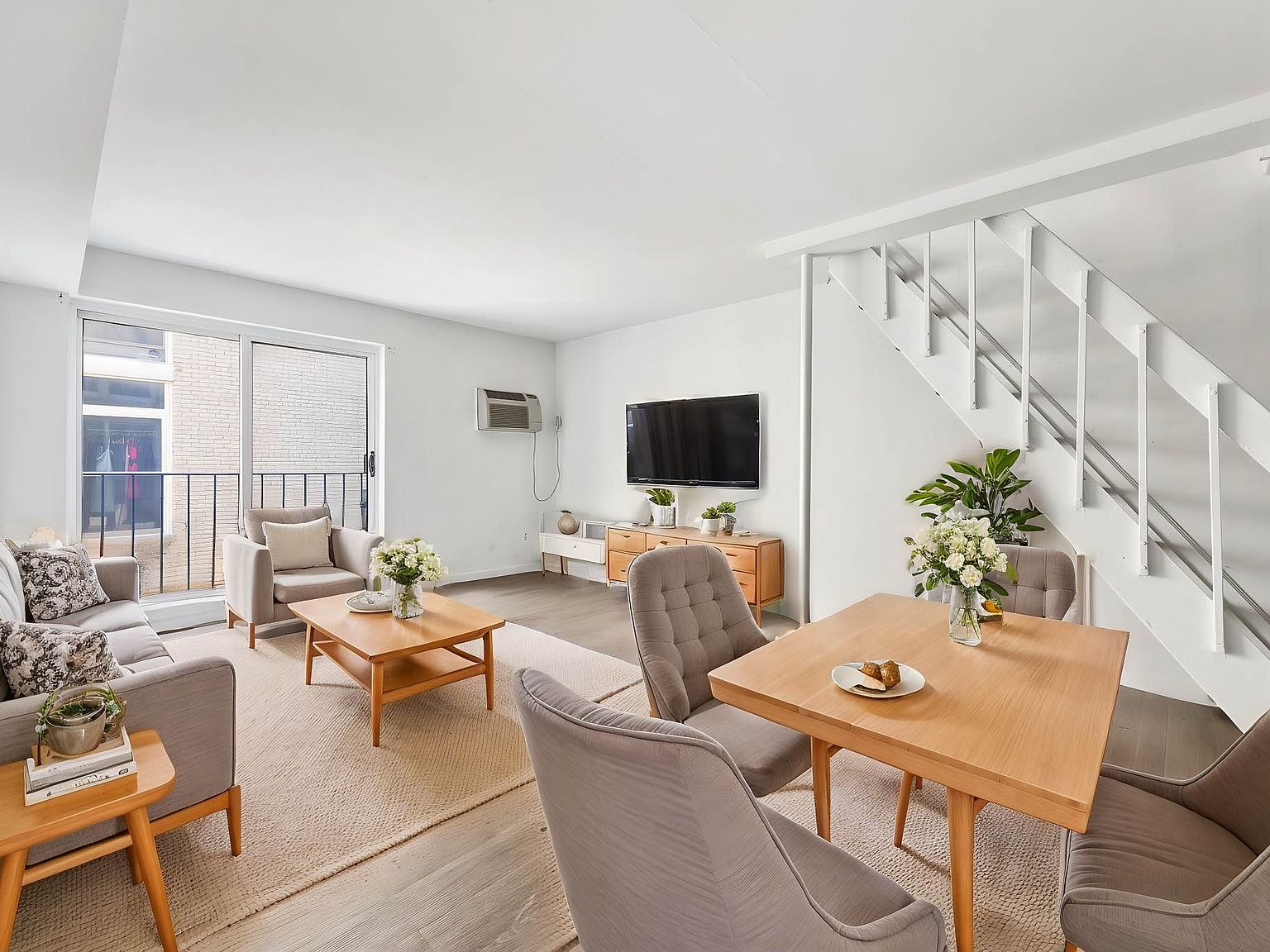 88 Fulton St #614, New York, NY 10038 | Zillow