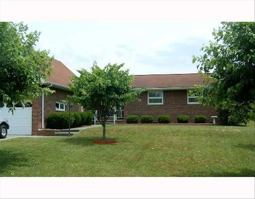 530 Dudding Ave, Hurricane, WV 25526 | Zillow