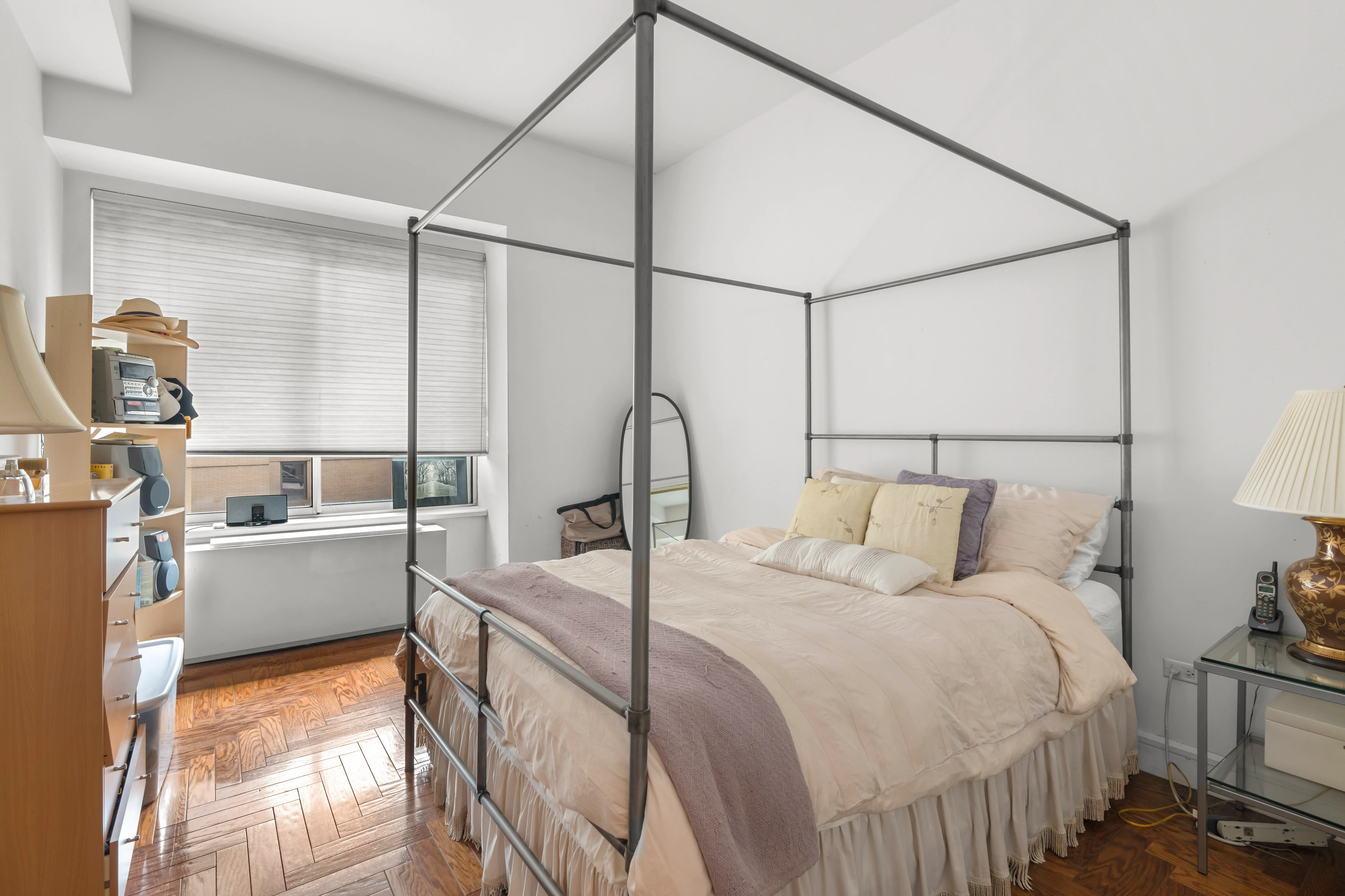 200 Riverside Boulevard #4F in Lincoln Square, Manhattan | StreetEasy