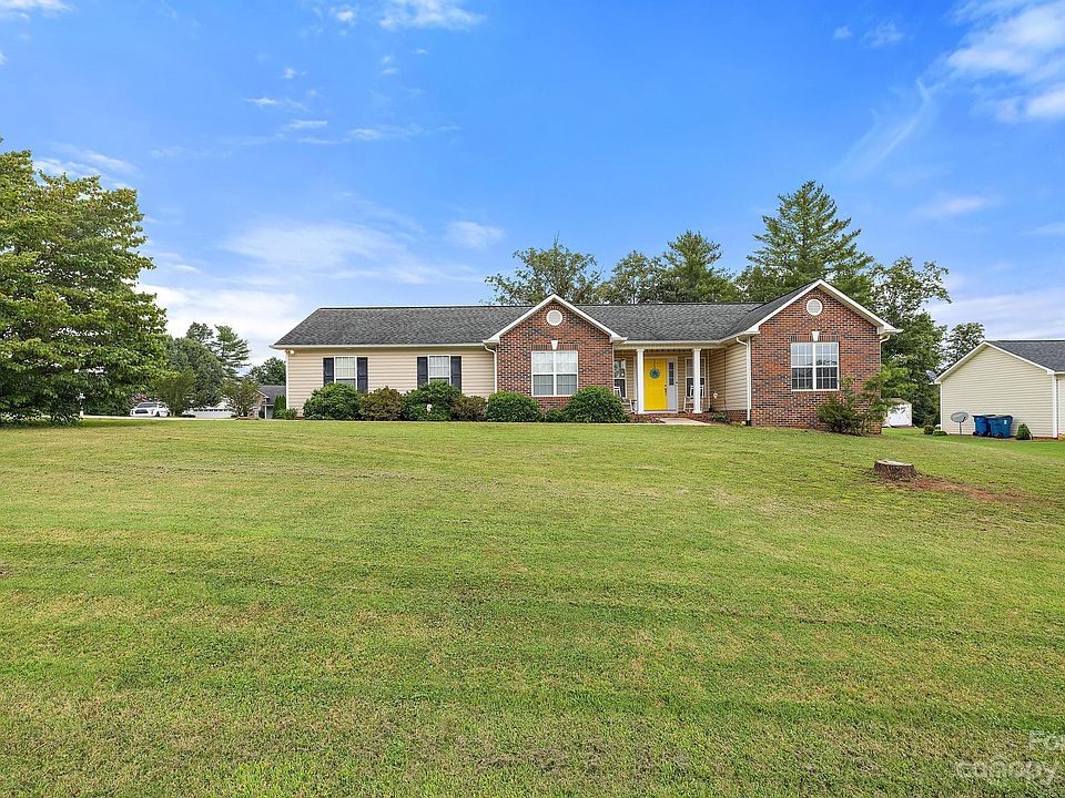 20 Songbird Ln, Hickory, NC 28601 | Zillow