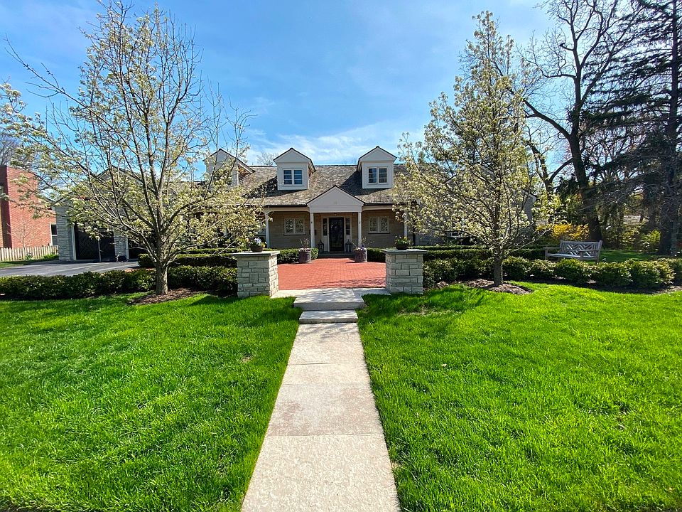 53 Atteridge Rd, Lake Forest, IL 60045 | Zillow
