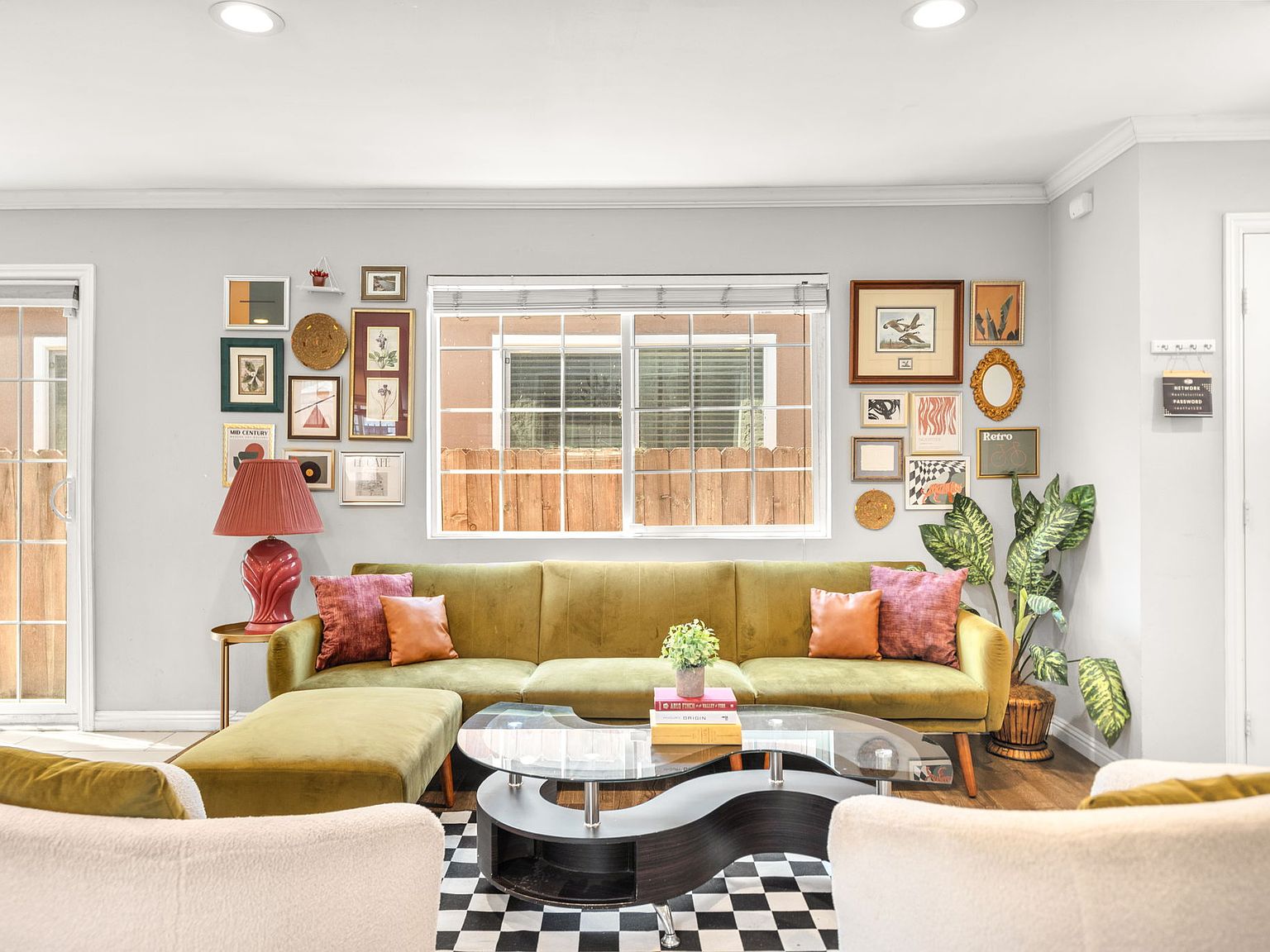 1586 W Cameron St, Long Beach, CA 90810 | Zillow