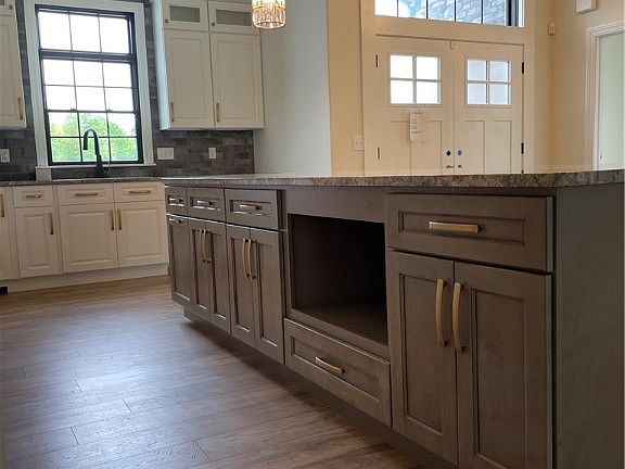 10 Villa Theresa Ln, Canfield, OH 44406 | MLS #4460848 | Zillow