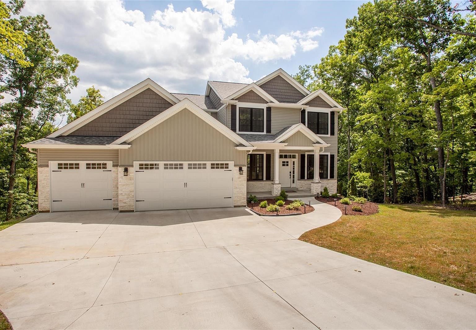 508 Rooster Ridge Ct, Defiance, MO 63341 | Zillow