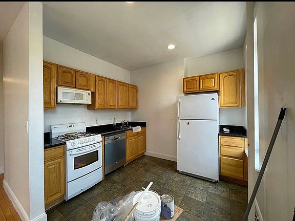 152 E 100th St APT 3W, New York, NY 10029 | Zillow