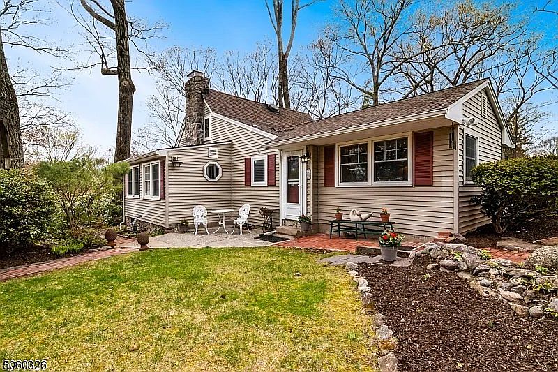 18 Ridge Trl, Kinnelon, NJ 07405 | Zillow