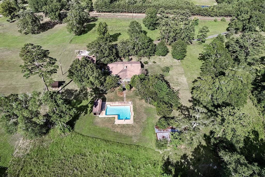 1743 County Road 1325, Warren, TX 77664 | MLS #67418103 | Zillow