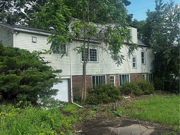 5261 Dailey Rd, Akron, OH 44319 | Zillow