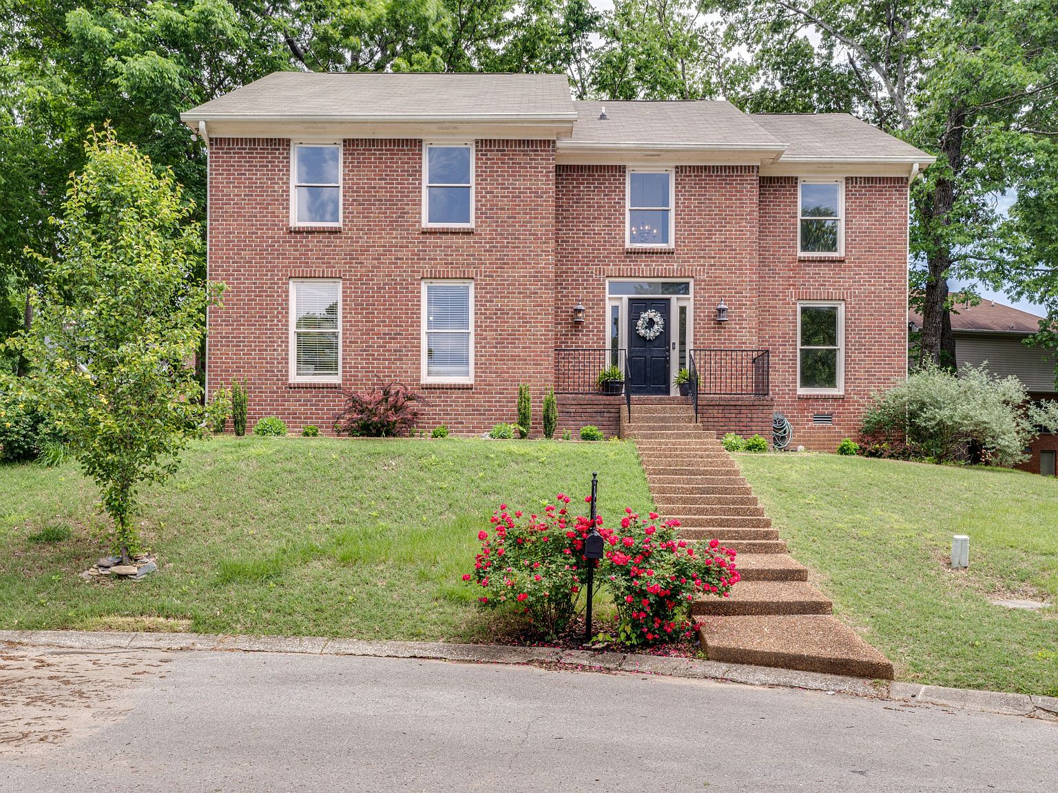 208 E Pearson Ct, Hermitage, TN 37076 | Zillow