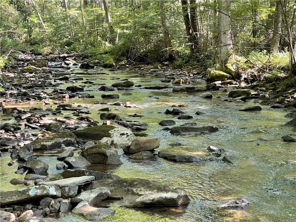 Farmington PA Real Estate - Farmington PA Homes For Sale | Zillow