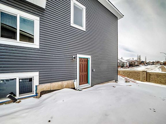 69 E Lakes Estates Cir, Strathmore, AB T1P 0B6 | MLS #A2299104 | Zillow