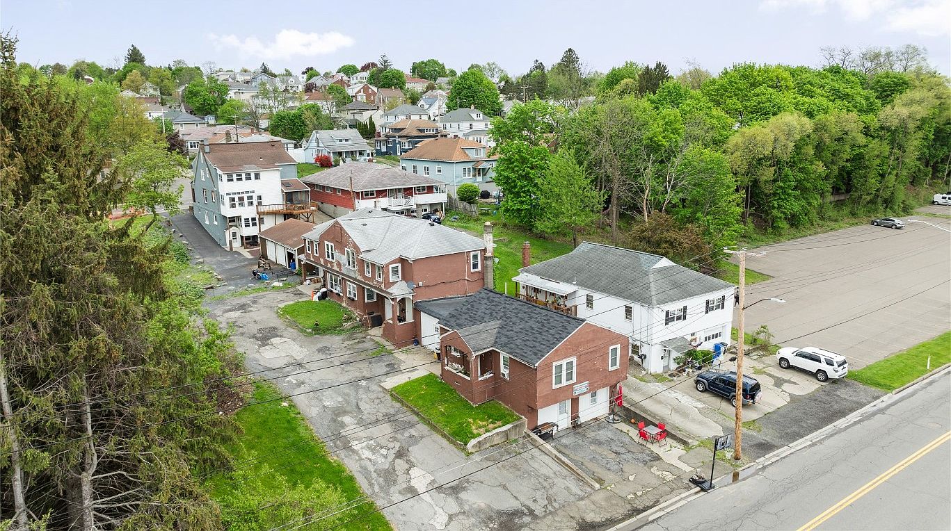 2109 Wayne St, Endicott, NY 13760 | Zillow