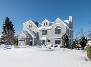 5 Heath Rd, Kennebunk, ME 04043 | Zillow