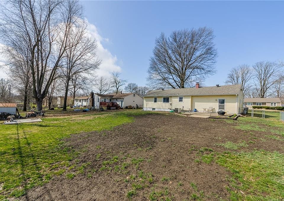 3709 S Pleasant St, Independence, MO 64055 | Zillow 3709 S Pleasant St, Independence, MO 64055 | Zillow
