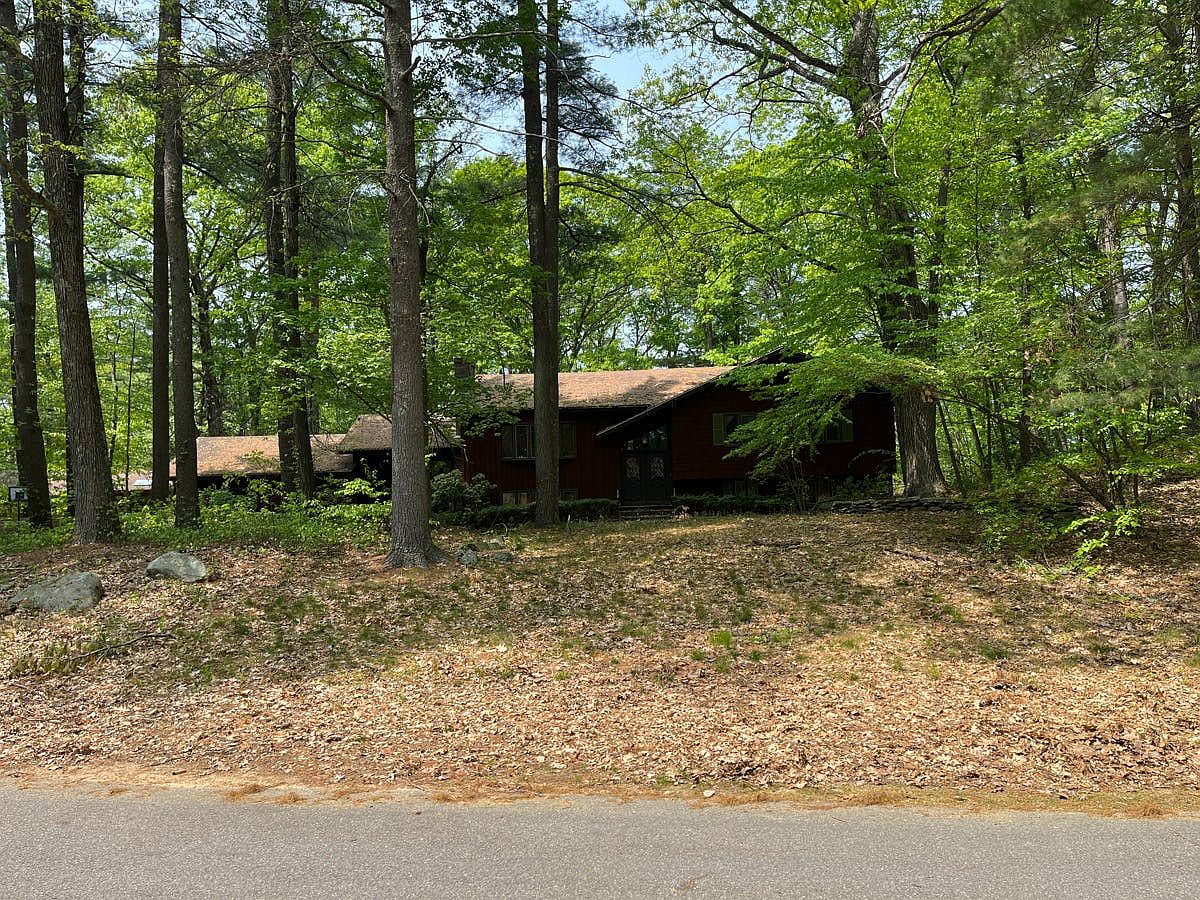 5 Pine Ridge Rd, Windham, NH 03087 | Zillow
