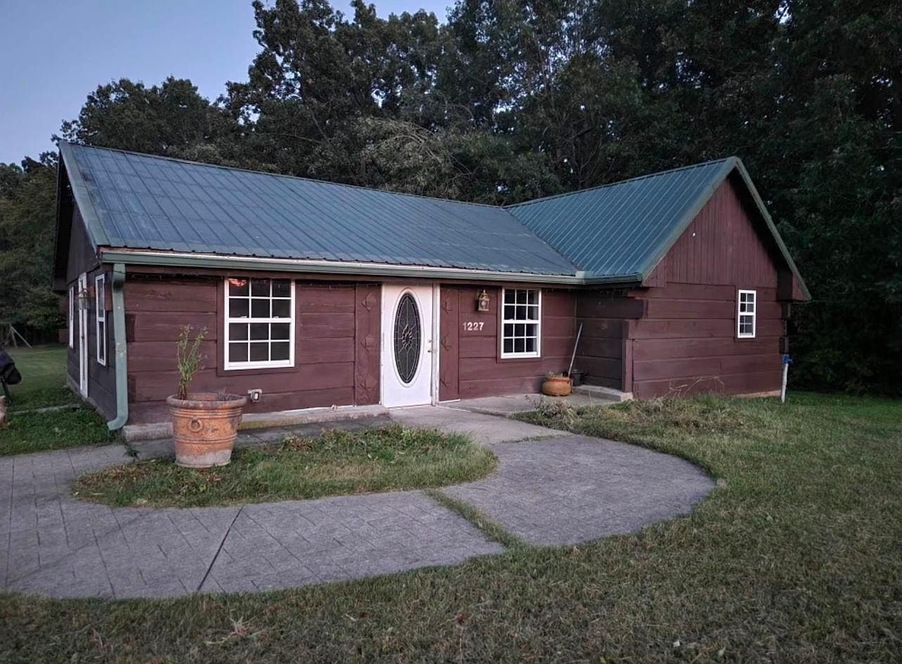 1227 Highway 120, Big Rock, TN 37023 | Zillow