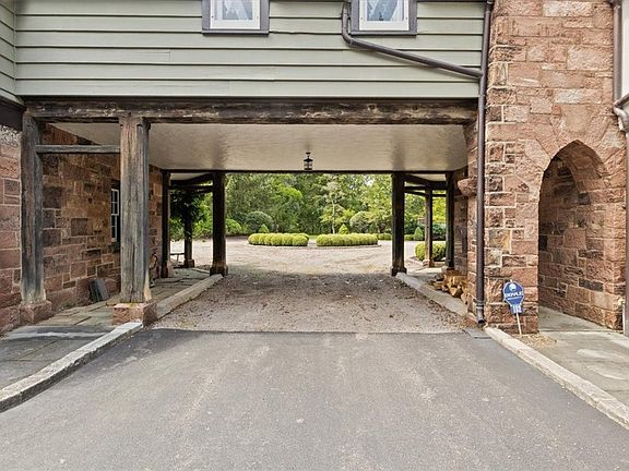 192 Knickerbocker Rd, Pittsford, NY 14534 | MLS #R1554485 | Zillow