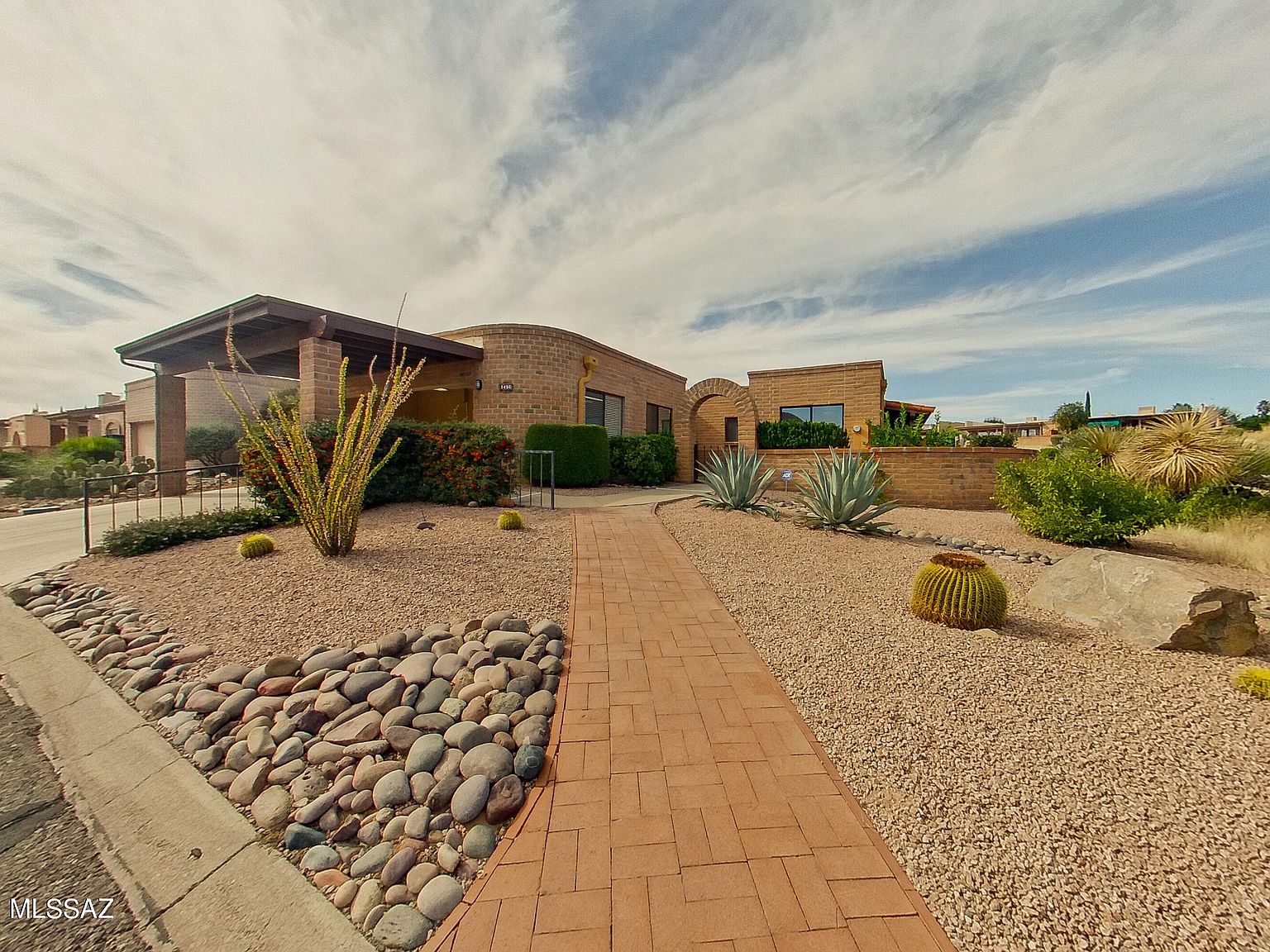 1450 W Via De Roma, Green Valley, AZ 85622 | Zillow
