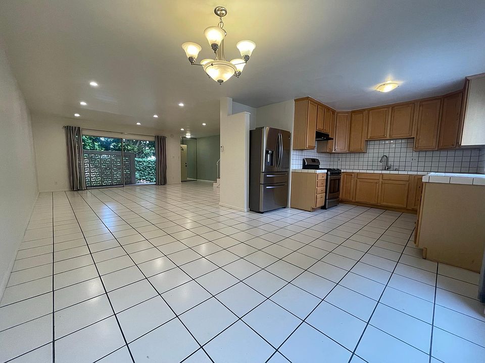 1338 18th St APT 3, Santa Monica, CA 90404 | Zillow