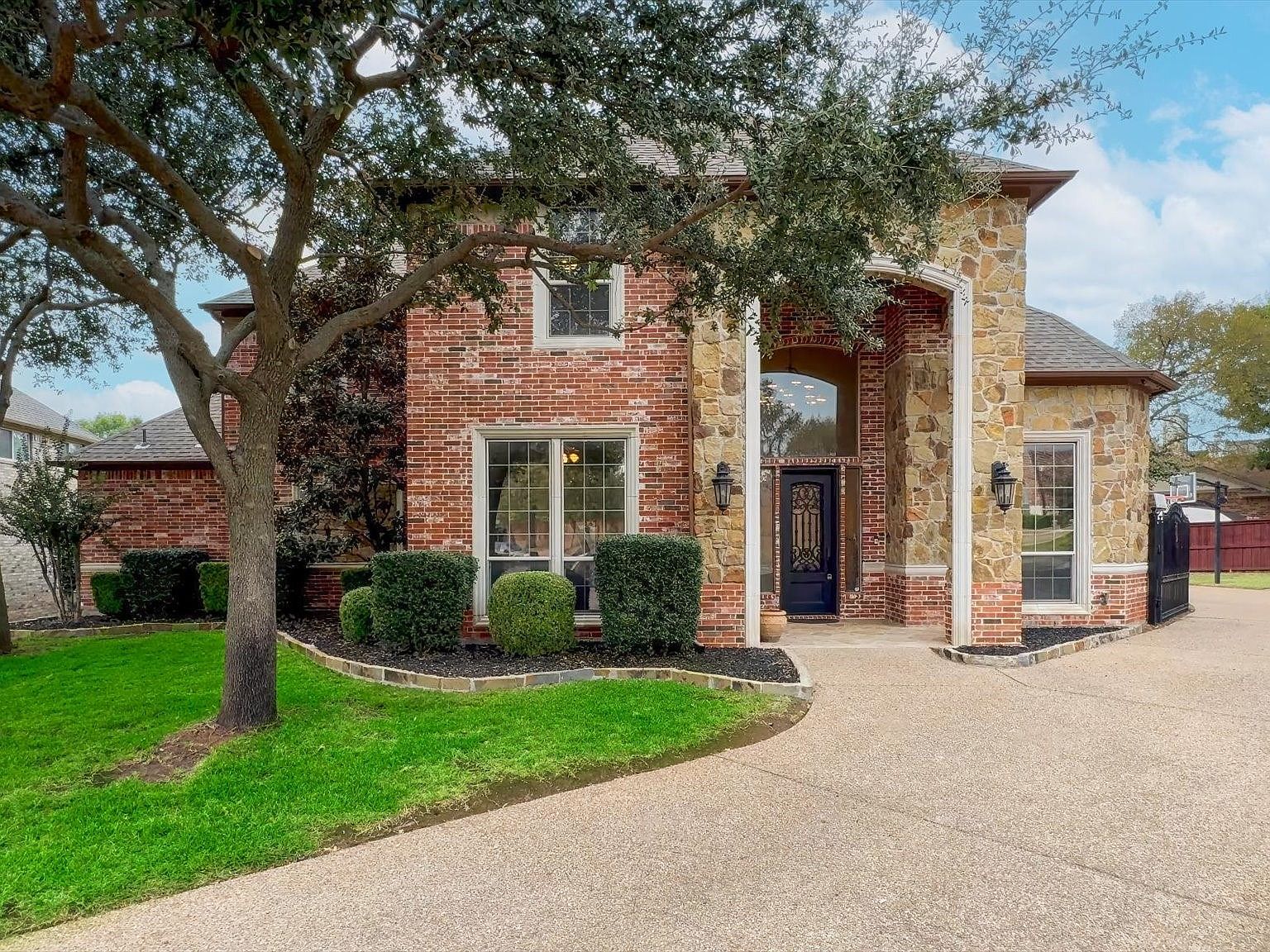 713 Knott Ct, Euless, TX 76039 | Zillow