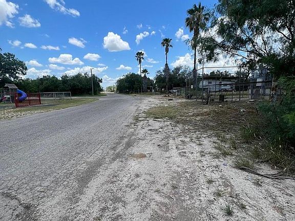0 Las Palmas Ave. LOT 143, Crystal City, TX 78839 | MLS #1792930 | Zillow