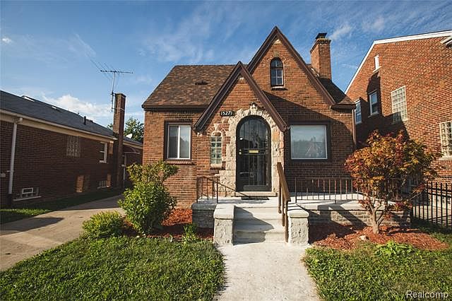 15271 Bringard Dr, Detroit, MI 48205 | Zillow